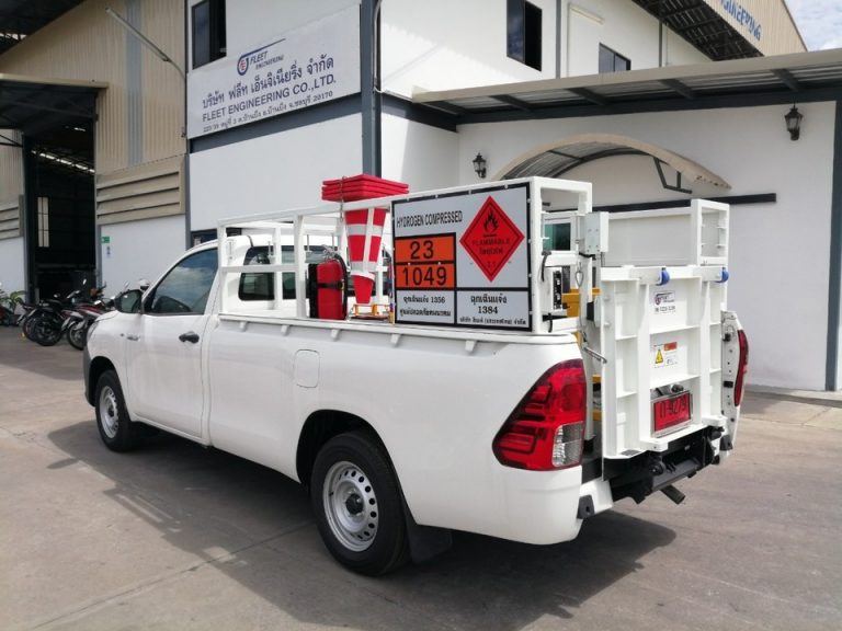 FLEET Tail Lift for Gas Delivery - FLEET ENGINEERING